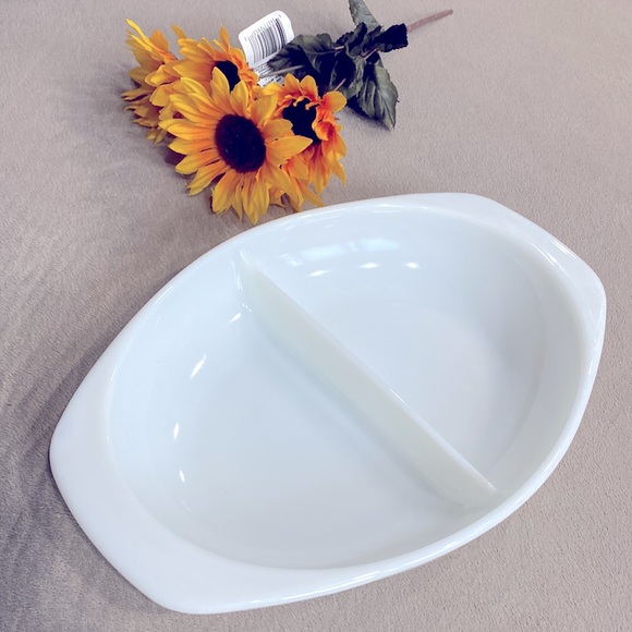 Pyrex | Kitchen | Vintage Pyrex All White Divided Casserole Vegetable ...